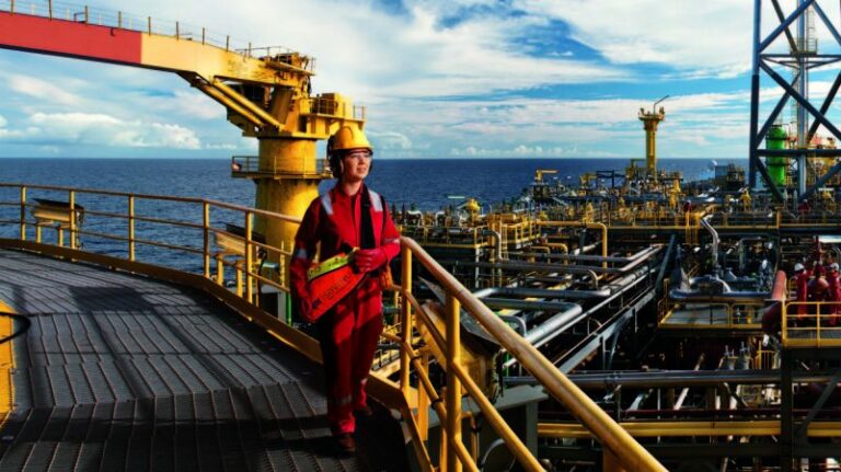 Shell Brazil - Stakeholder Database and Emergency Response